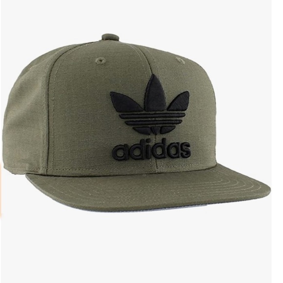 adidas Originals | Accessories | Adidas Originals Trefoil Chain Plus ...